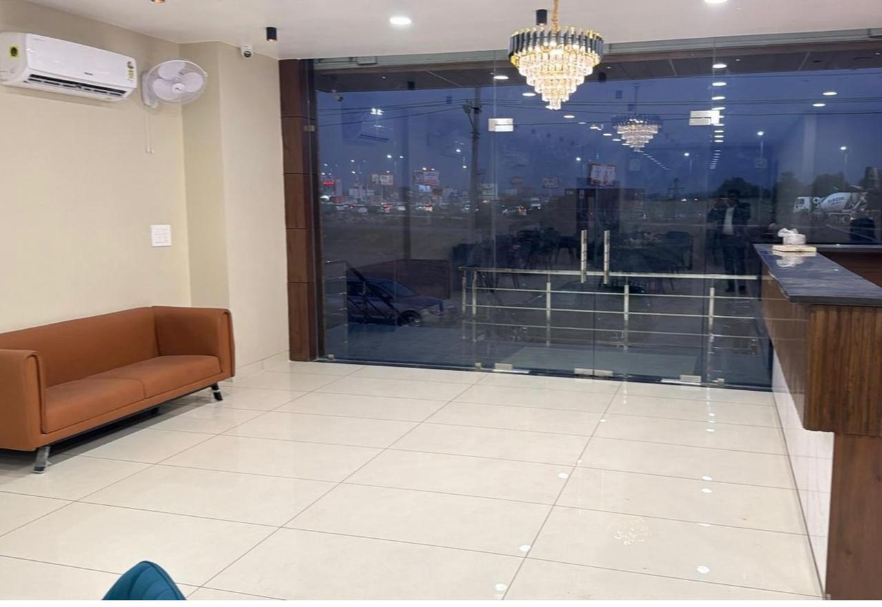 Tia Hotel
